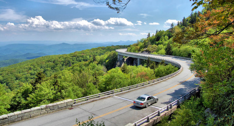 Blue Ridge Parkway Loop Drive - From Sugar Mountain