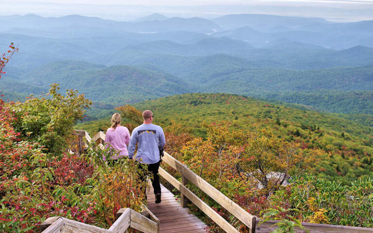 Rough Ridge Hike, Blue Ridge Parkway Hike on Parkway, near Sugar Mountain